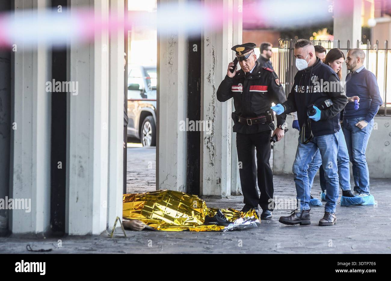 **NO WEB OR NEWSPAPERS ONLY FOR ITALY** Rome, Murder in Piazza San ...