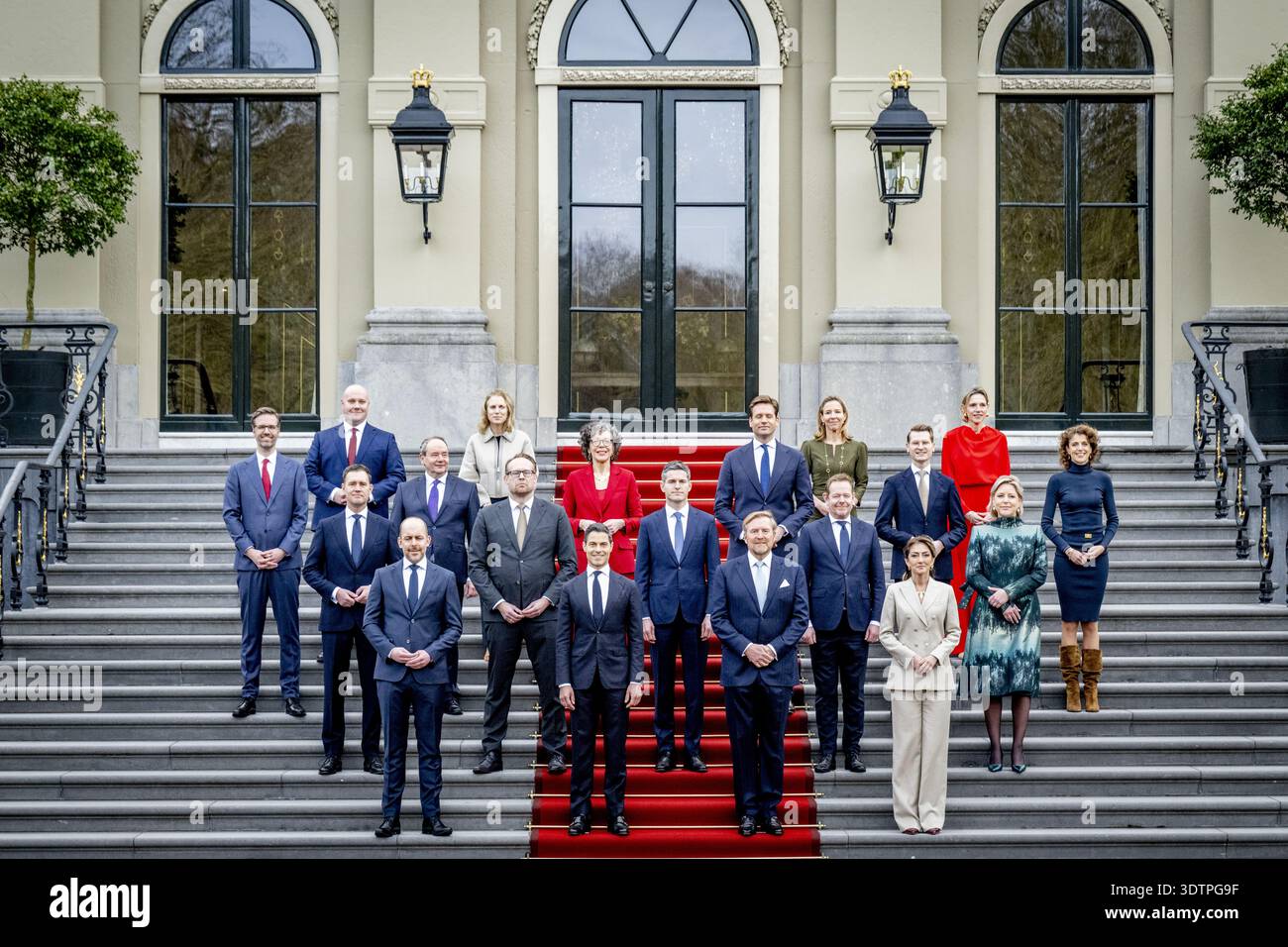 THE HAGUE - King Willem-Alexander and Prime Minister Job Jetten with ...