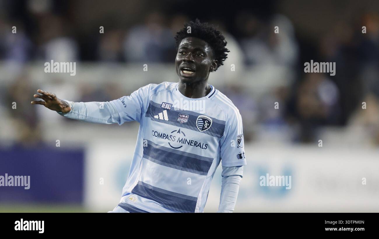 Sporting Kansas City midefielder Kwaku Agyabeng (20) competes in the ...