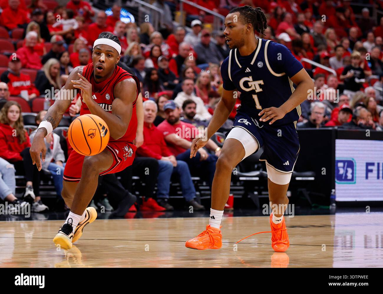 LOUISVILLE, KY - FEBRUARY 21: Louisville Cardinals guard Ryan Conwell ...