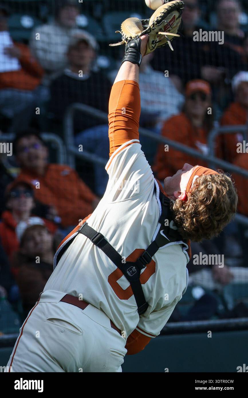 AUSTIN, TX - FEBRUARY 22: Catcher Carson Tinney #8 of the Texas ...