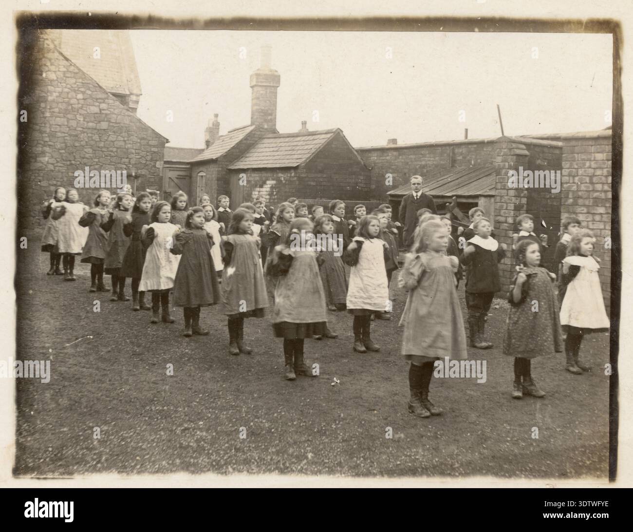 Historical photo school class hi-res stock photography and images - Alamy