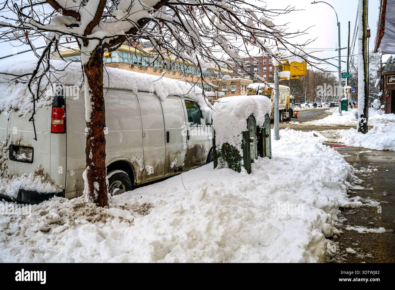 Marine Park, Brooklyn agter the Blizard of 2026; February 23 Stock ...
