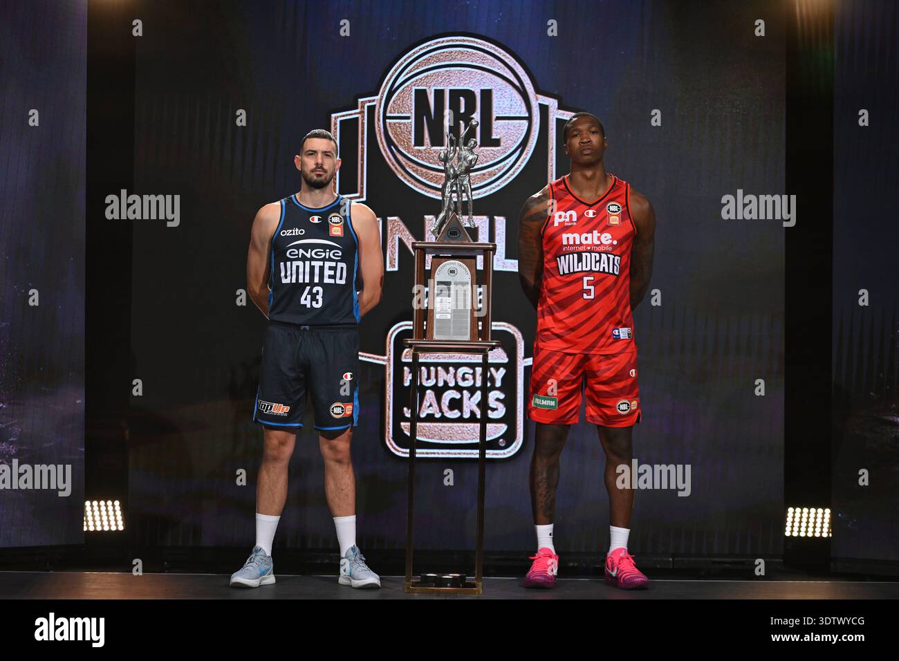 Chris Goulding of Melbourne United (left) and Kristian Doolittle of the ...