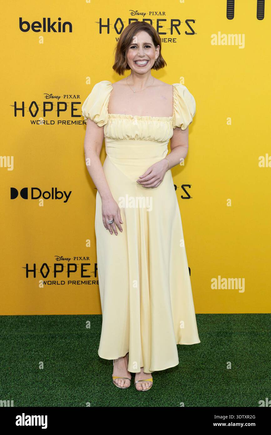 Vanessa Bayer attends the arrivals of the World Premiere of Disney and ...