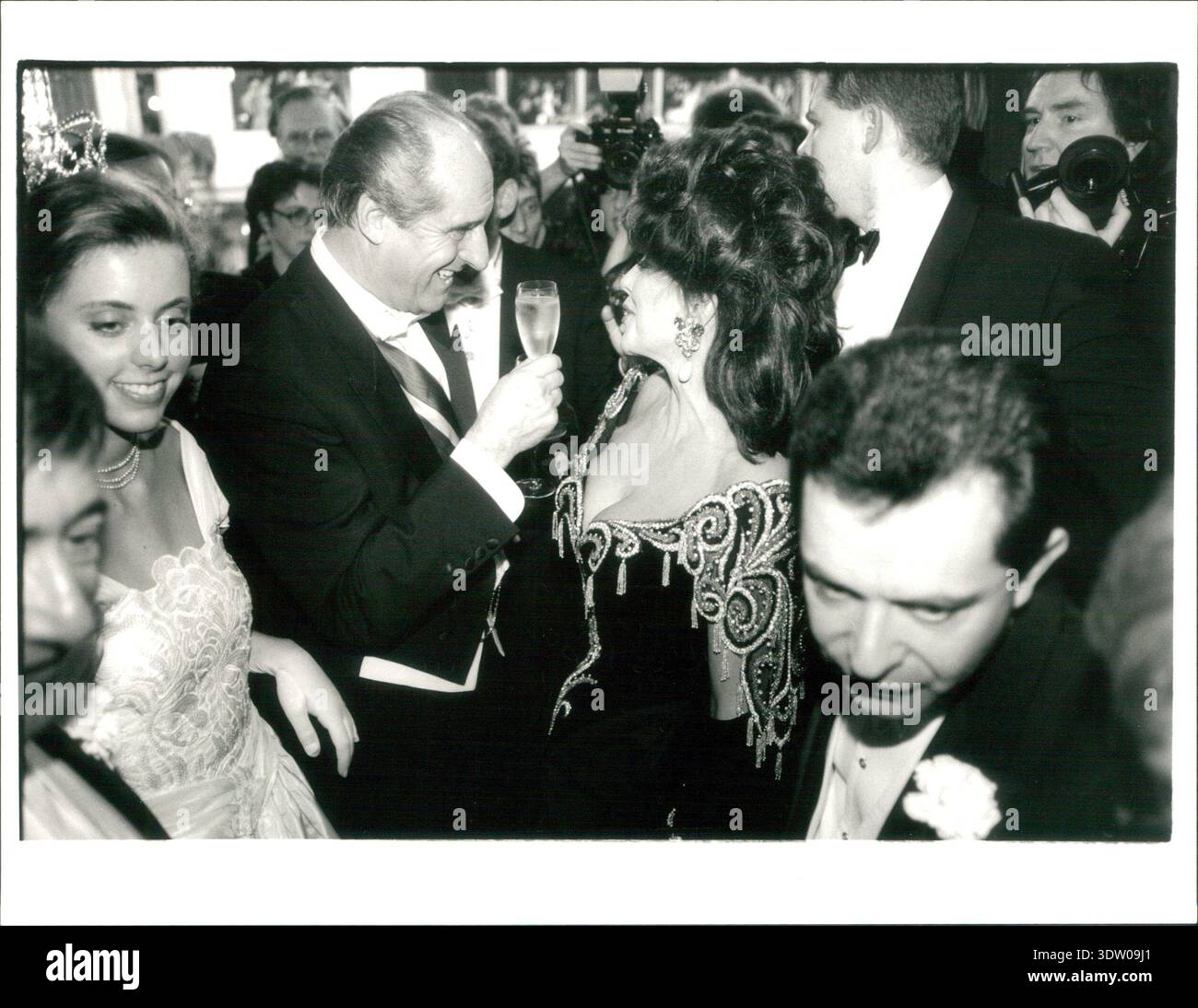 Joan Collins as a guest at the 37th Vienna Opera Ball at the Vienna ...