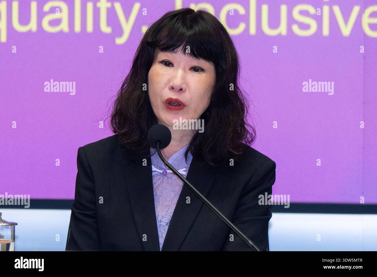 Yuen yee hi-res stock photography and images - Alamy