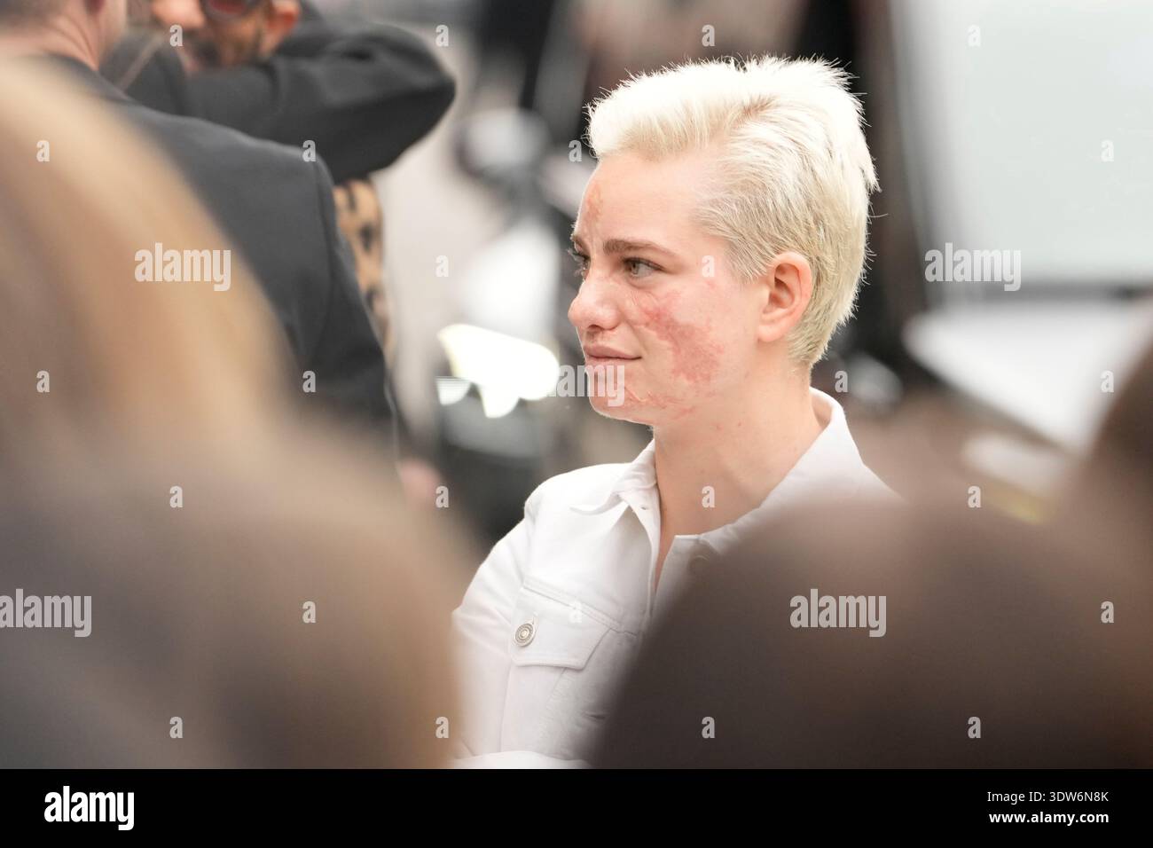 Italian fencer Beatrice Vio arrives for the Fendi Fall/Winter 2026-2027 ...