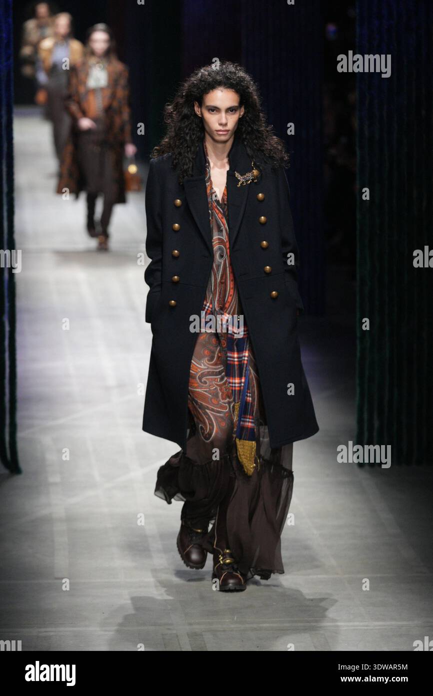 Milano Fashion Week - Women F/W 26-27 Etro Fashion Show Catwalk Milan ...