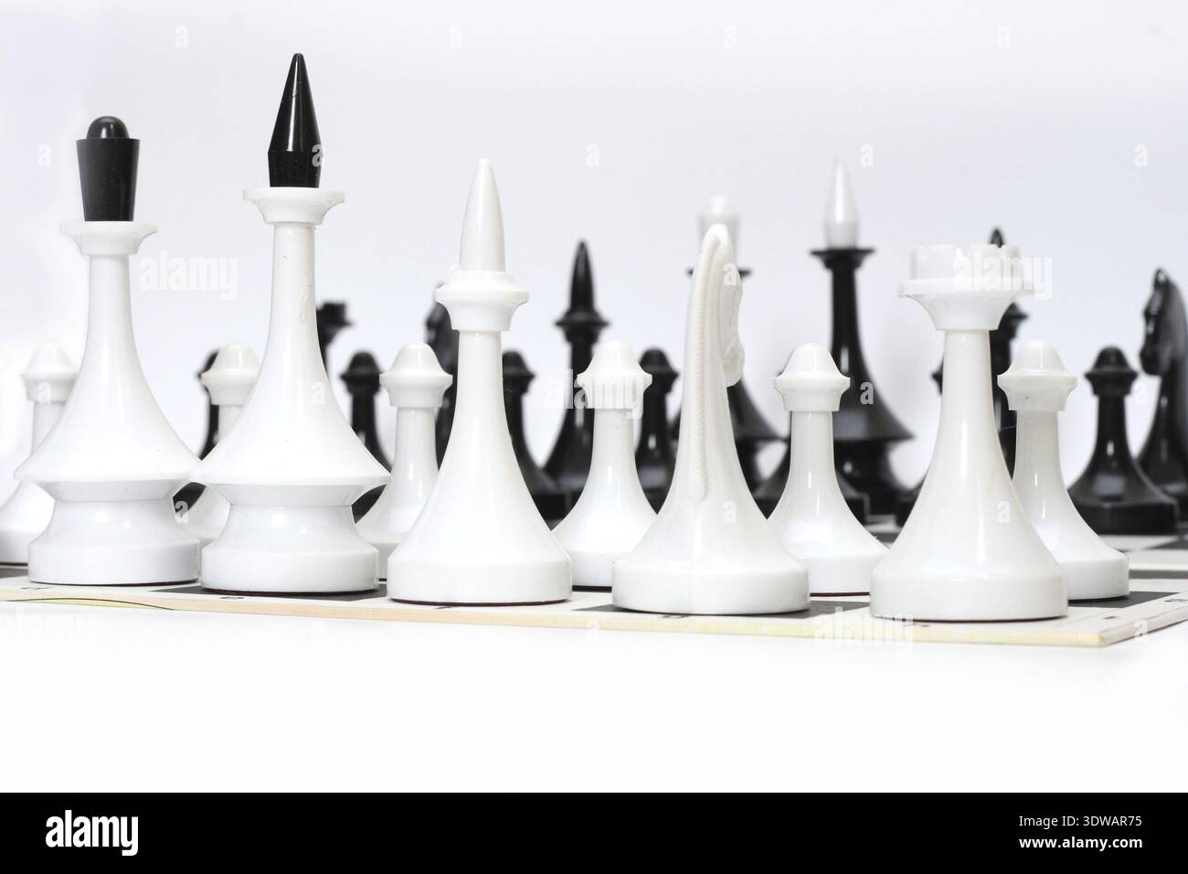 Chess board colored pieces hi-res stock photography and images - Alamy