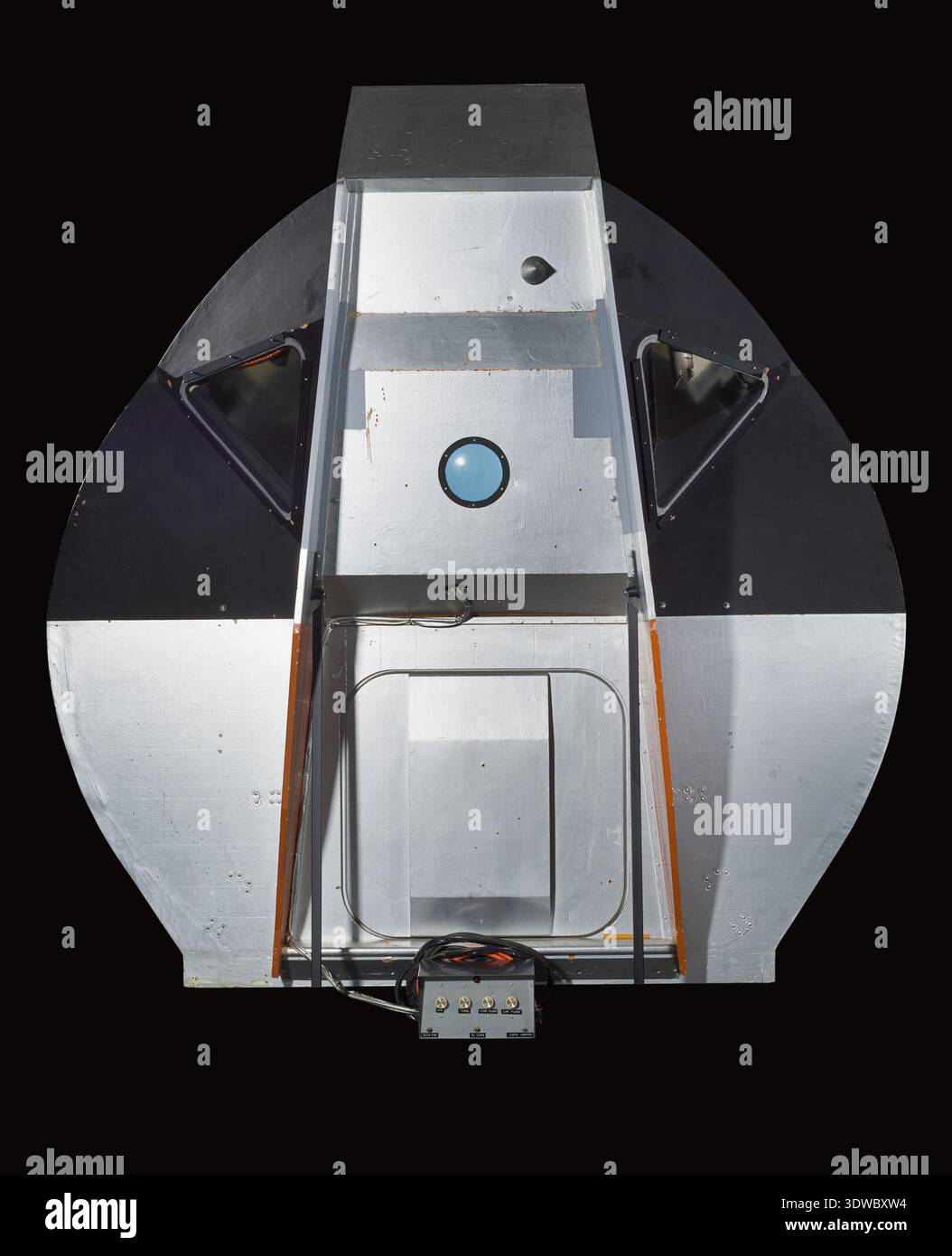 Descent stage controls hi-res stock photography and images - Alamy