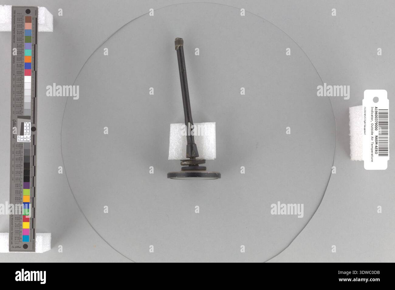 Aircraft performance reference tool hi-res stock photography and images ...