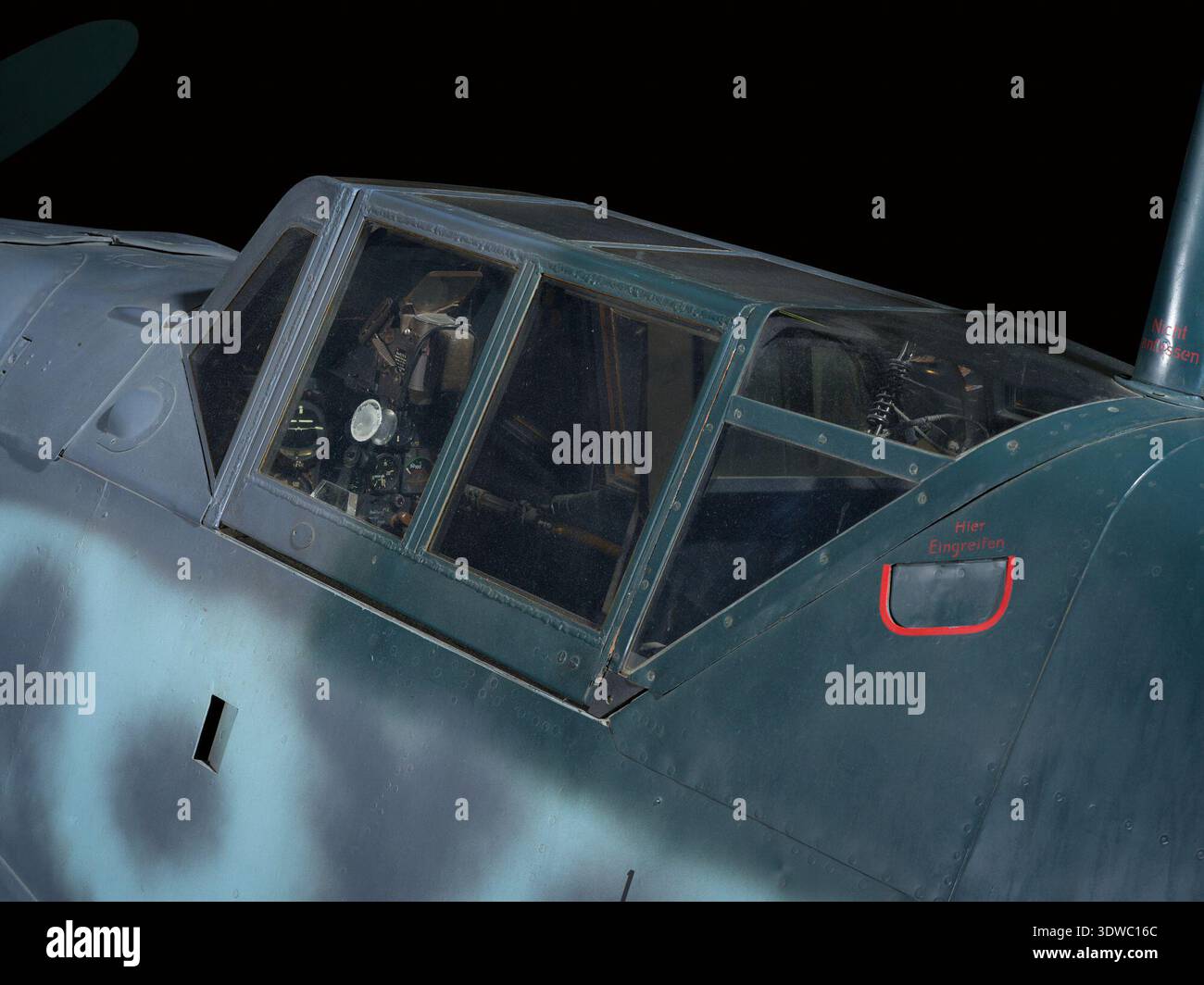 Messerschmitt bf109 cockpit hi-res stock photography and images - Alamy