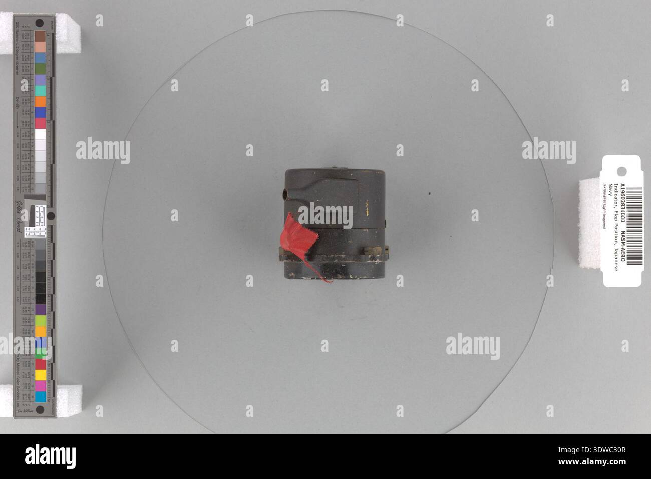 Aircraft control reference gauge hi-res stock photography and images ...