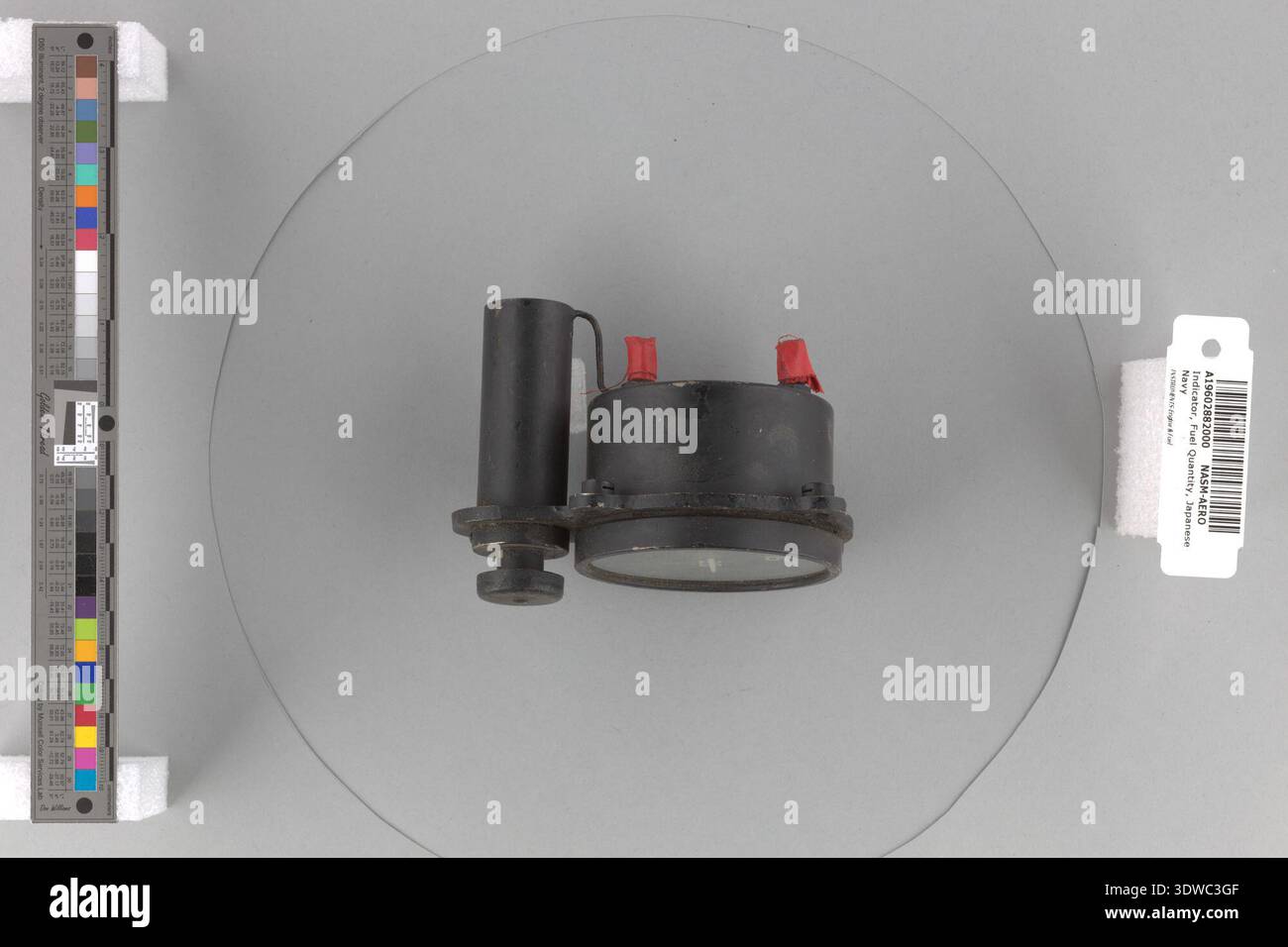 Aircraft fuel management system component hi-res stock photography and ...