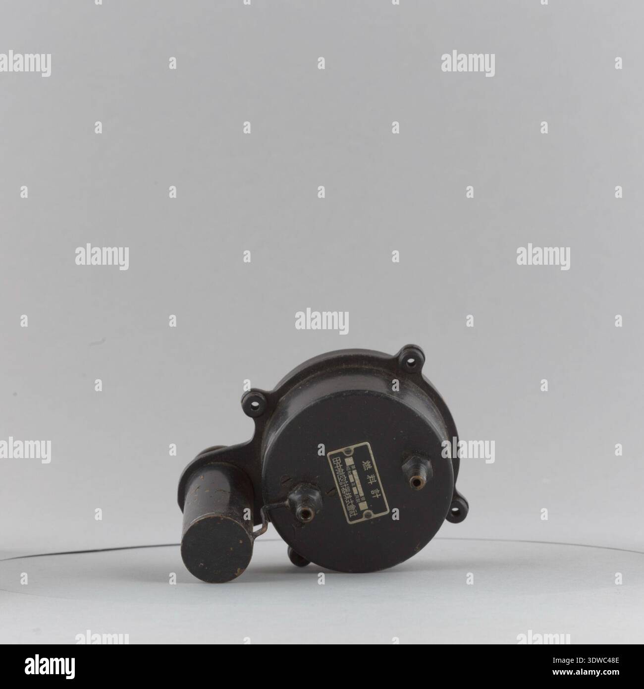 Metric liter indicator hi-res stock photography and images - Alamy