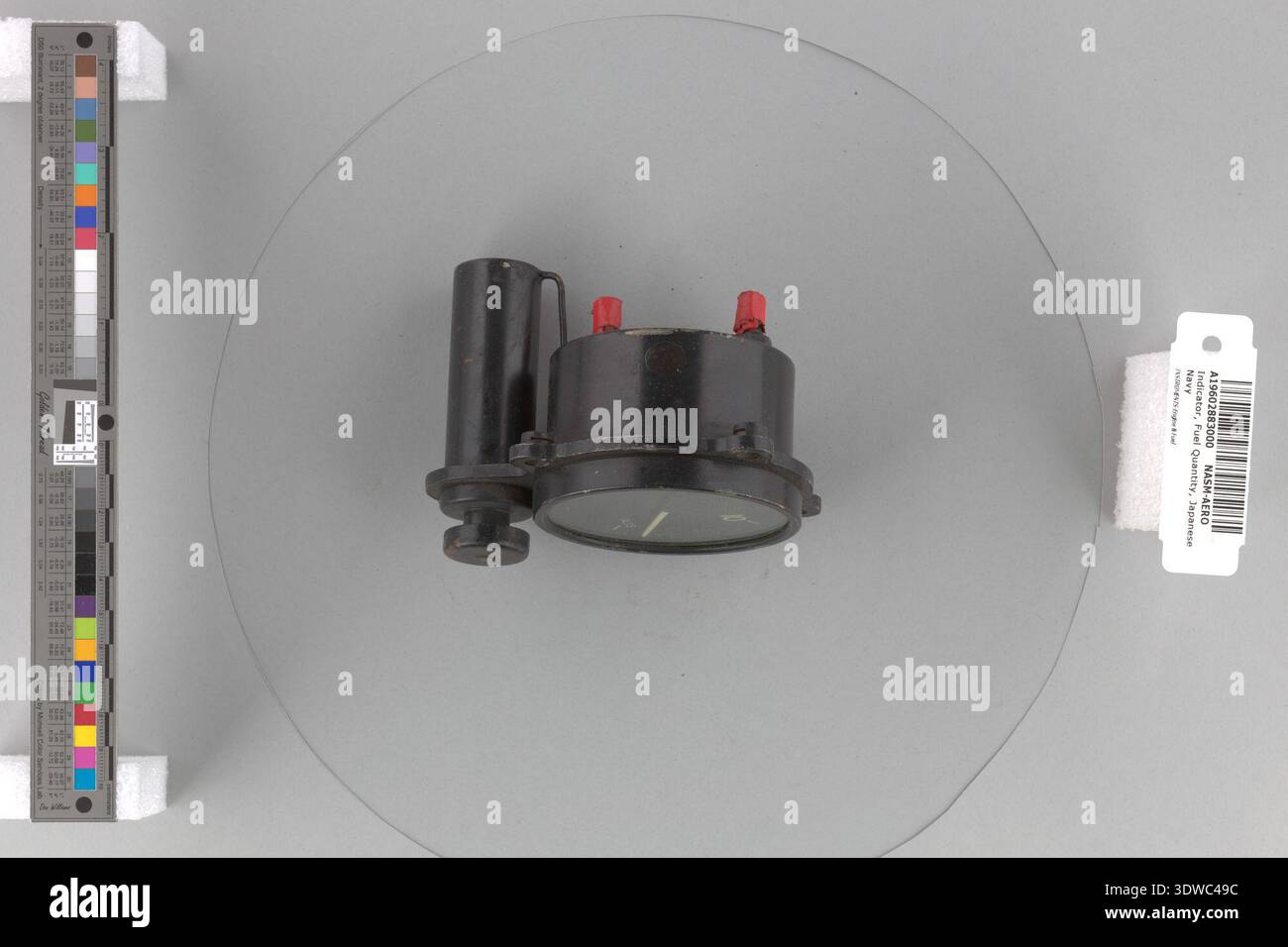 Aircraft fuel tank monitoring device hi-res stock photography and ...