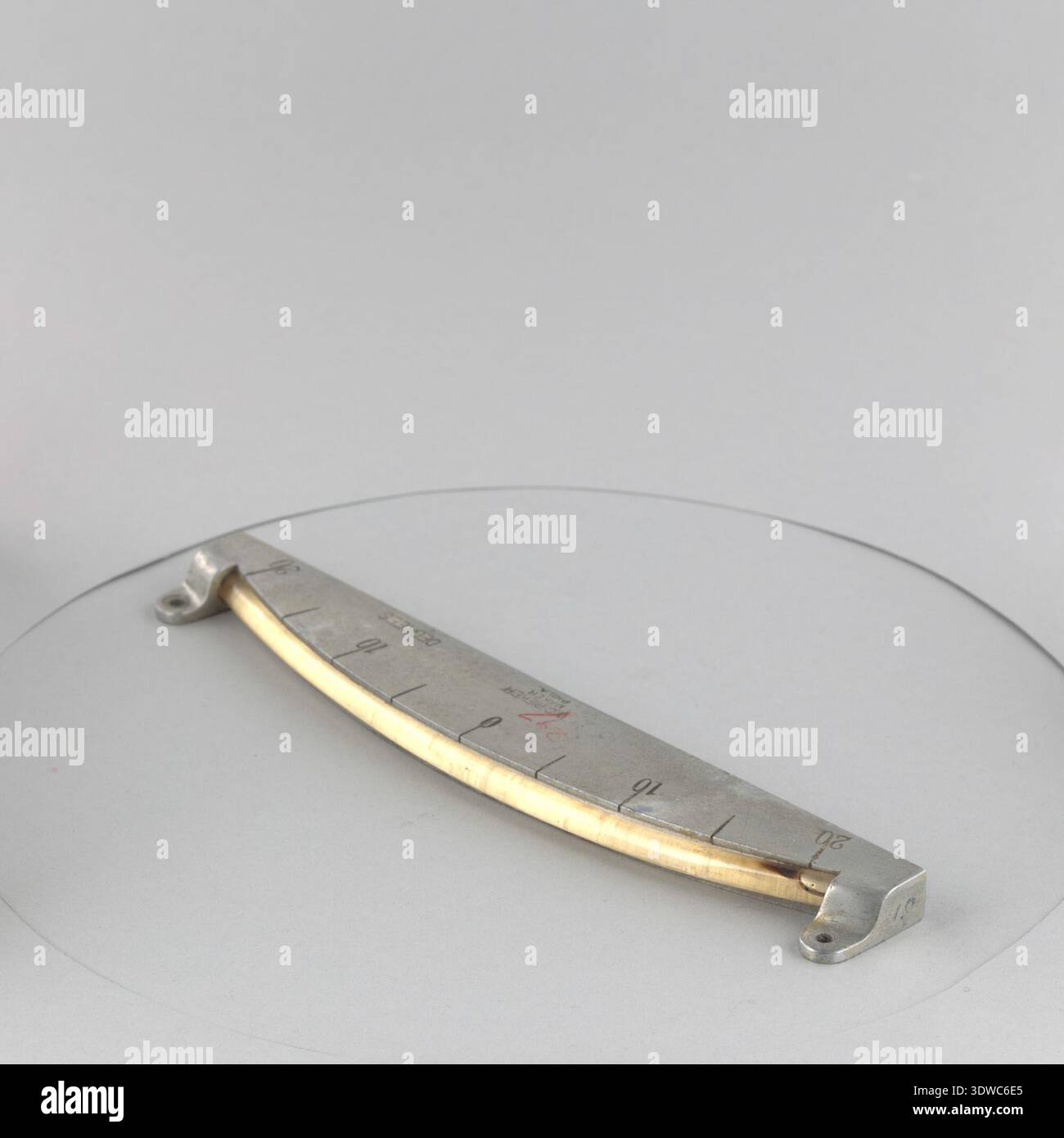 Aircraft balance reference hi-res stock photography and images - Alamy