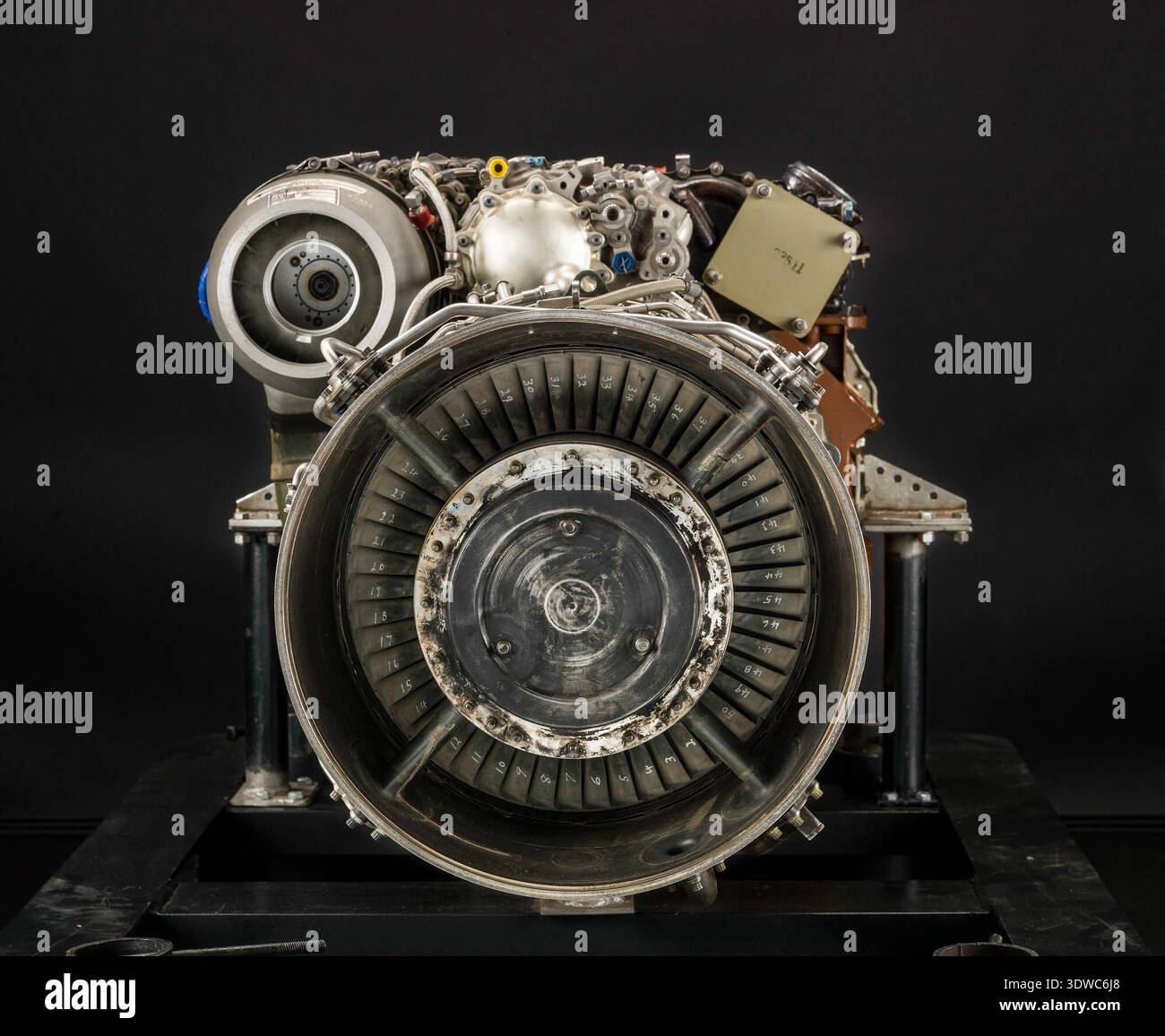 General electric t700 turboshaft engines hi-res stock photography and ...