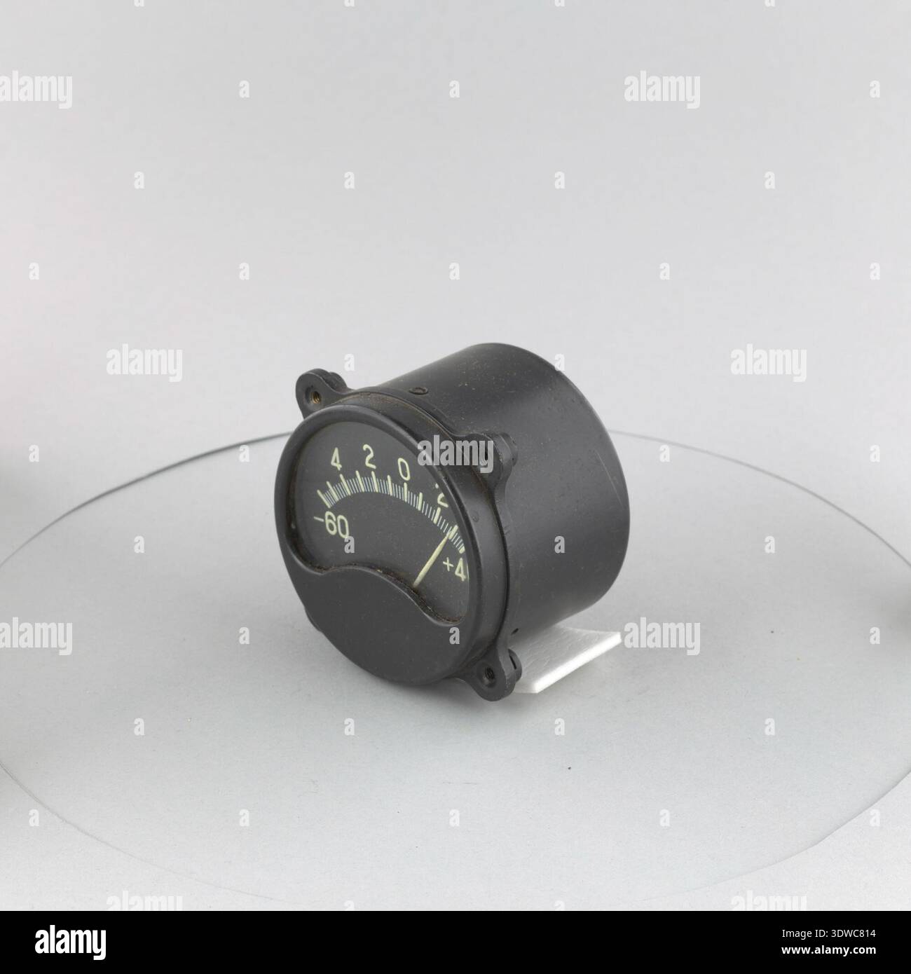 Electric naval aircraft indicator hi-res stock photography and images ...
