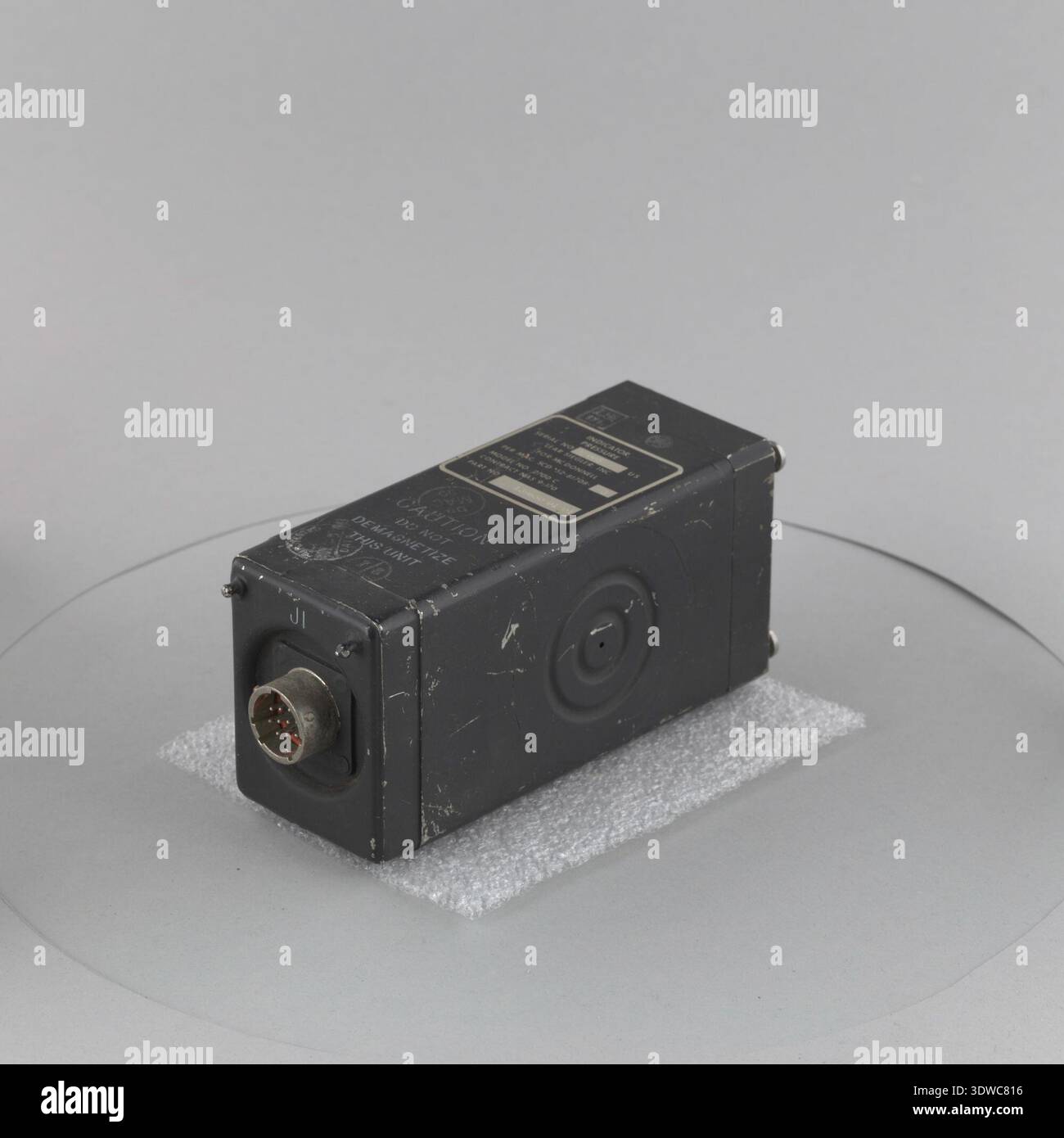 Propellant management device hi-res stock photography and images - Alamy