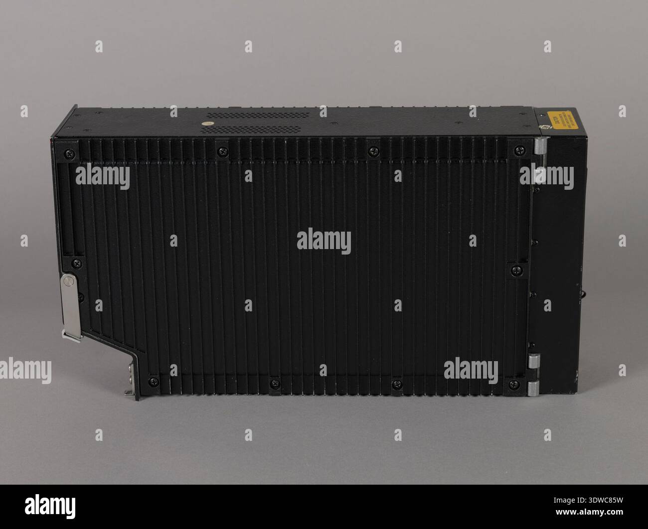 Collins GLU-925 Global Landing Unit (2004–2005) is a Multi-Mode ...