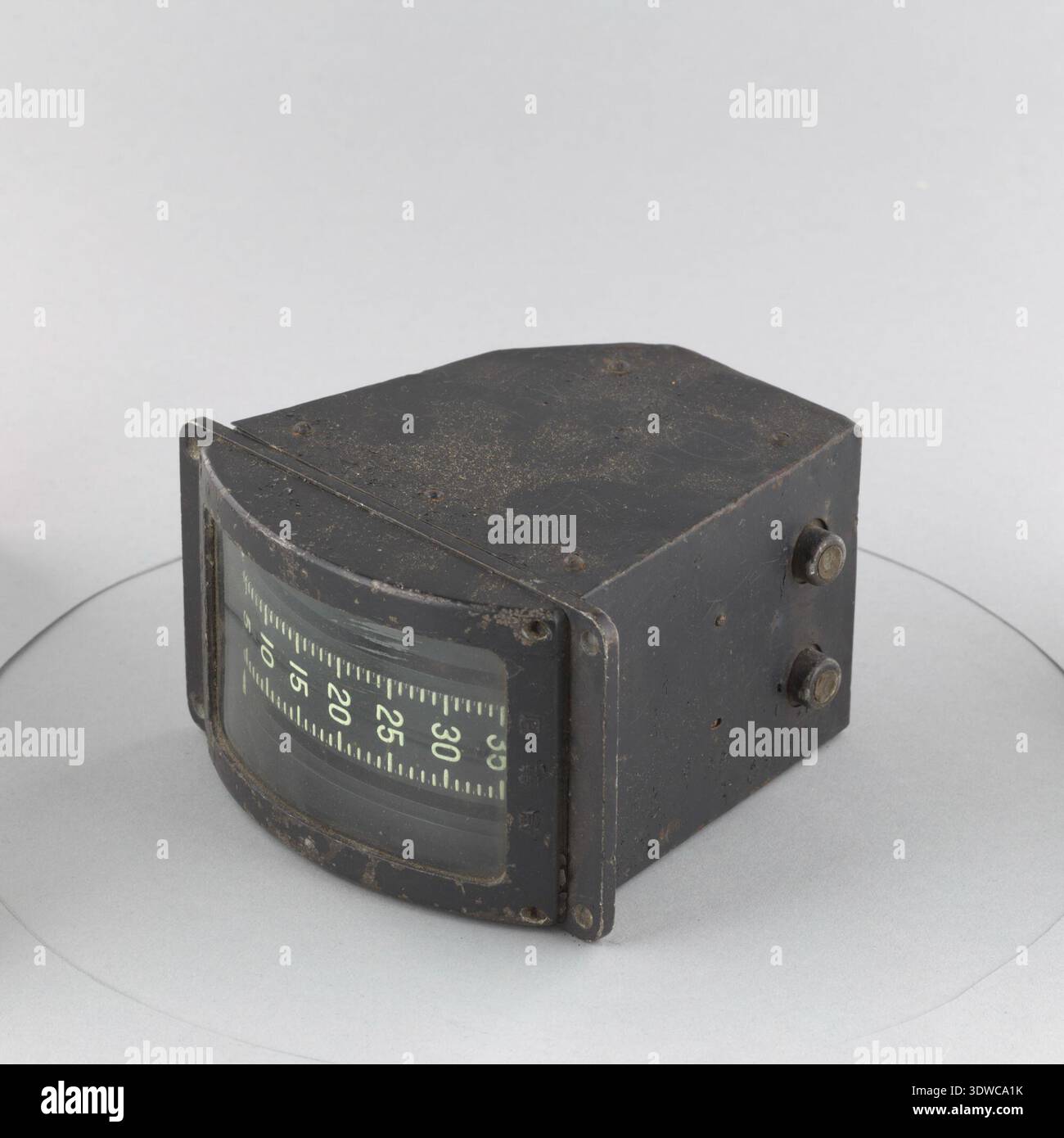 Japanese naval aviation gauge hi-res stock photography and images - Alamy