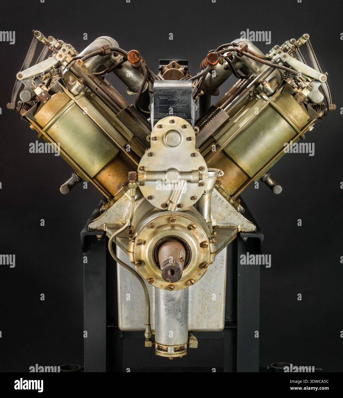 100 horsepower output hi-res stock photography and images - Alamy