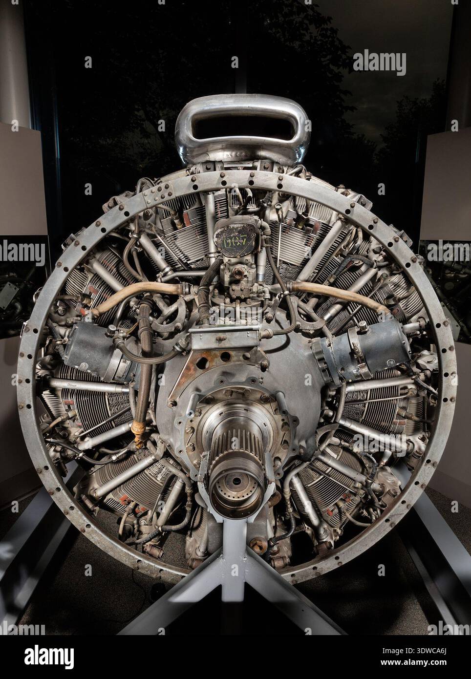 Douglas dc 7 application hi-res stock photography and images - Alamy