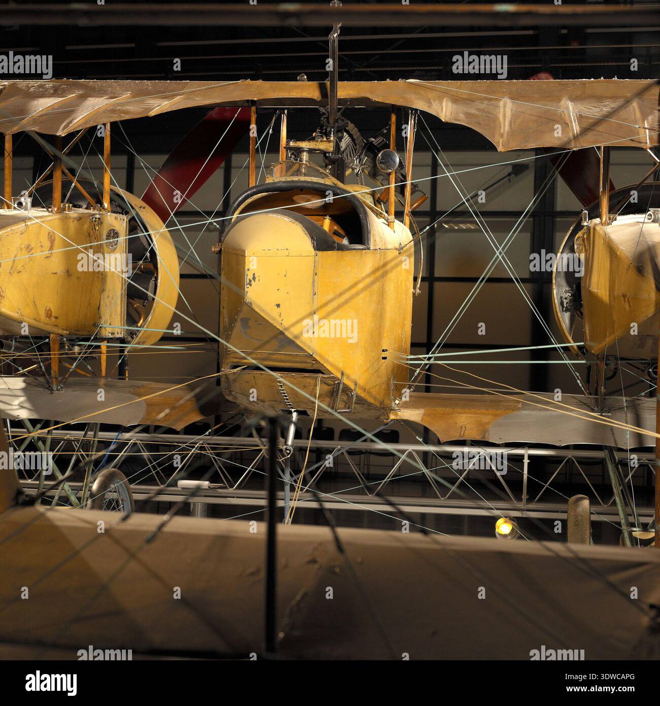 Caudron G.4 was a French twin-engine, two-seat biplane reconnaissance ...