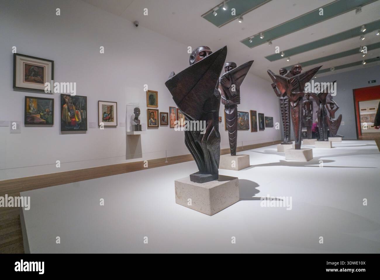Nigerian modernism tate modern hi-res stock photography and images - Alamy