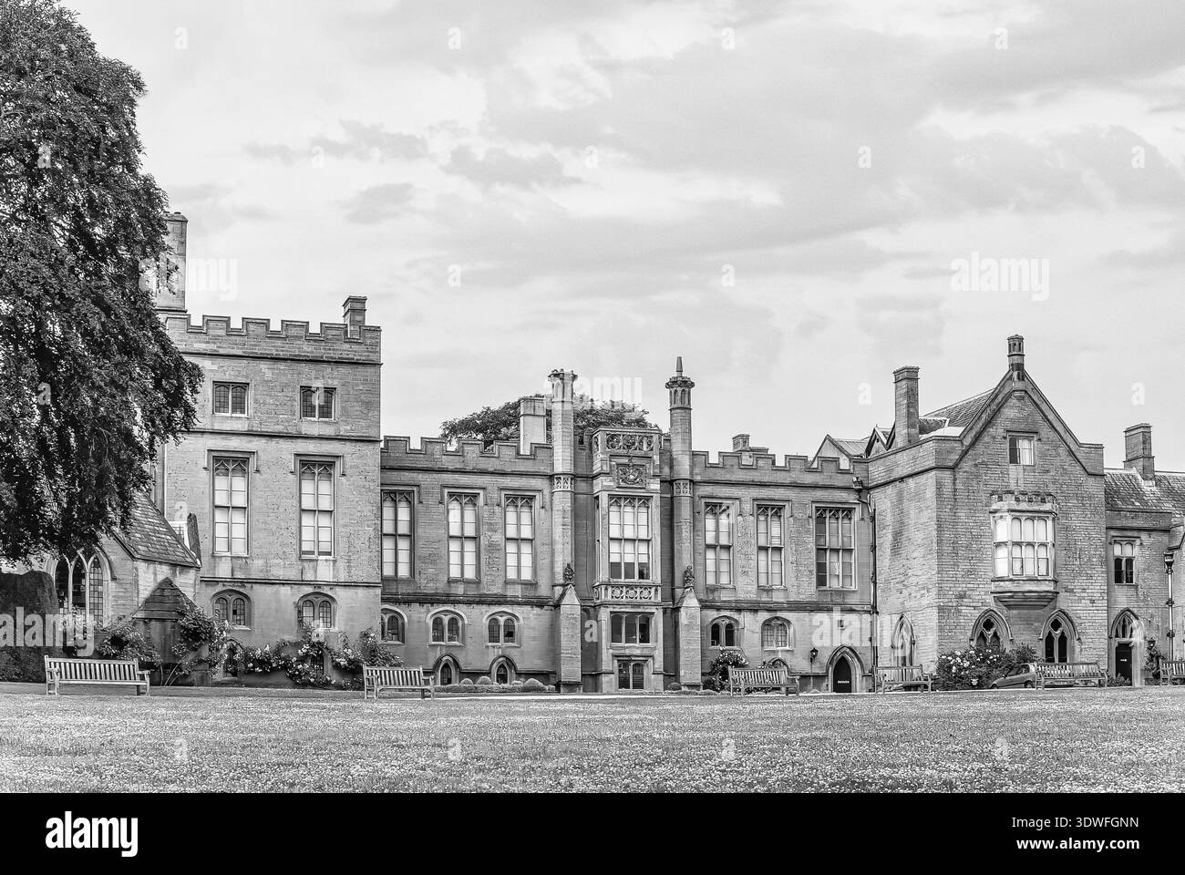 Nottingham museum Black and White Stock Photos & Images - Alamy