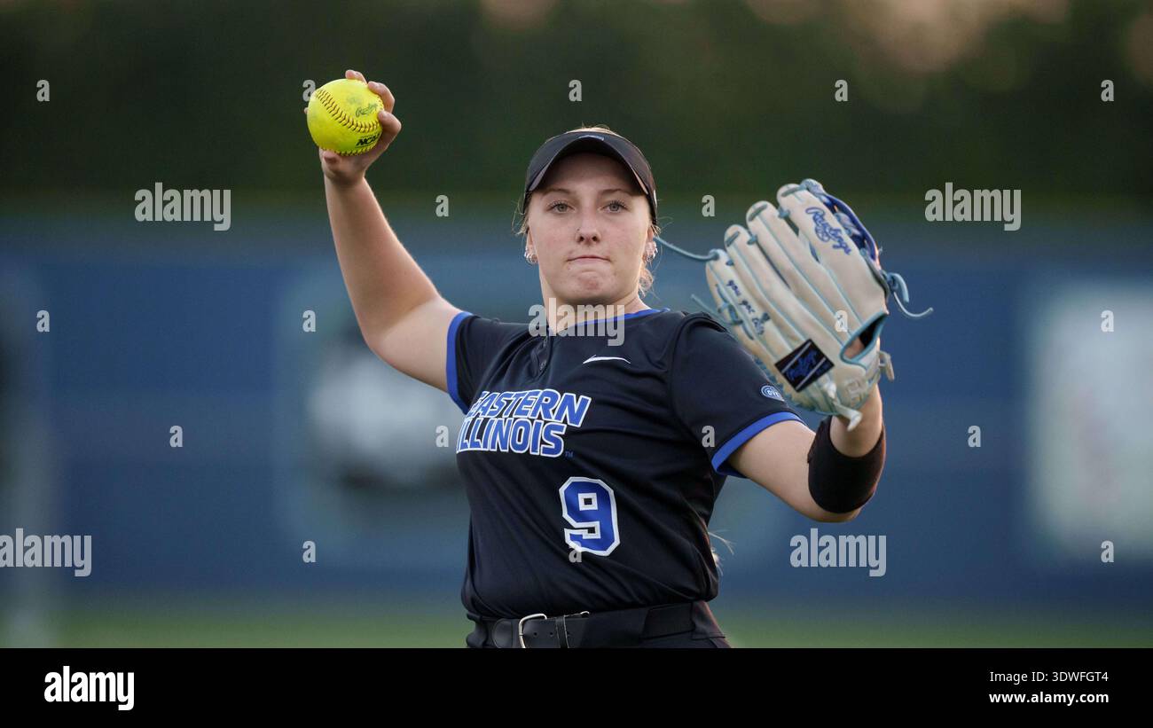 Eastern Illinois infielder Viola Smith (9) throws during an NCAA ...