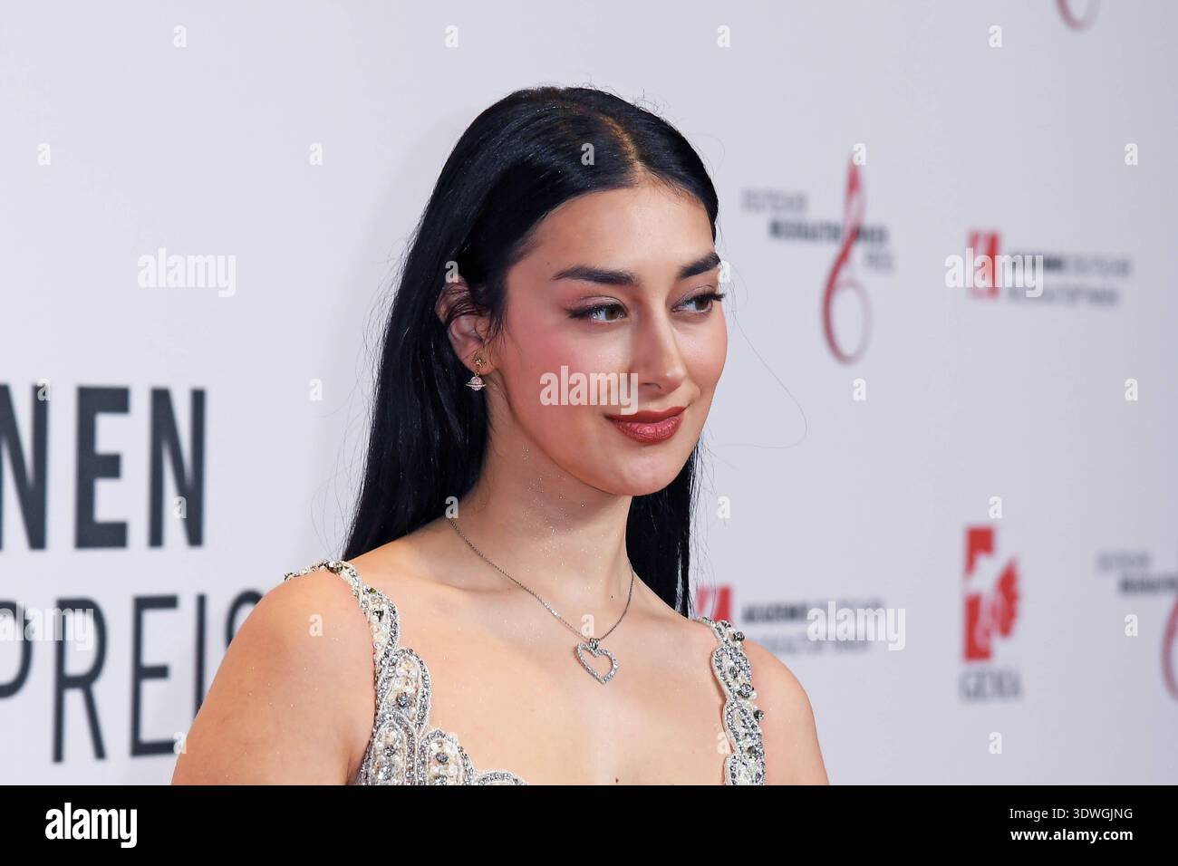 Elif Demirezer beim 17. DEUTSCHEN MUSIKAUTOR*INNENPREIS im The Ritz ...
