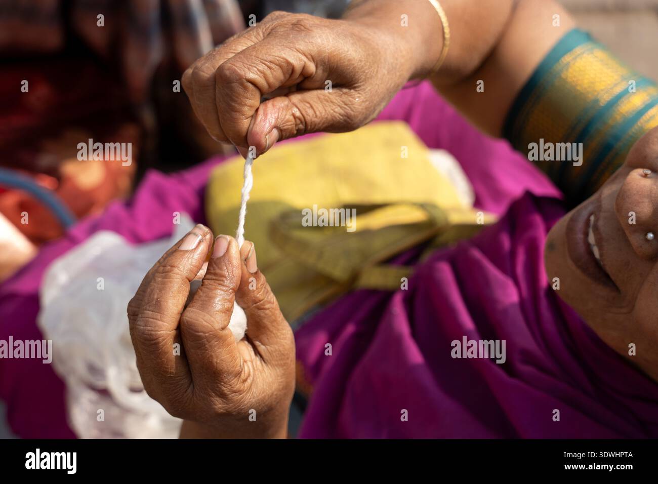 Elderly woman wearing pink hi-res stock photography and images - Alamy