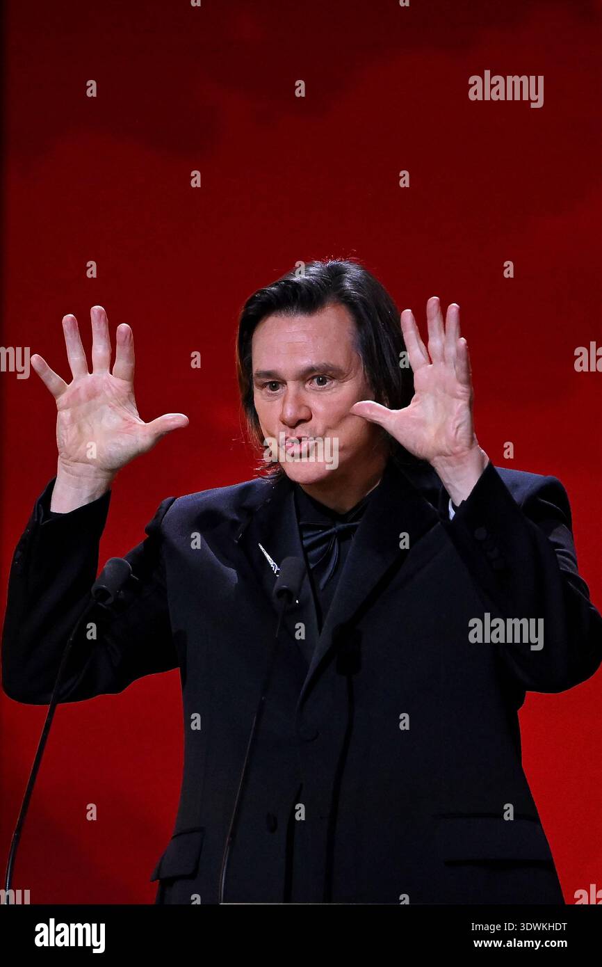 Jim Carrey poses with the Honorary Cesar Award during the 51st Cesar ...