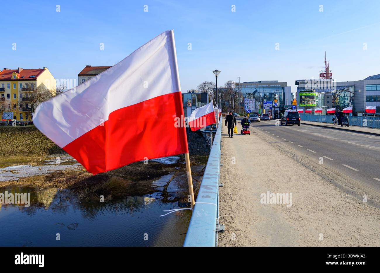 27 February 2026, Poland, Slubice: The national flags of Poland are ...