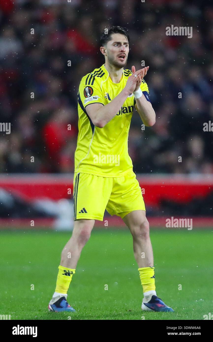İsmail Yüksek Of Fenerbache applauds the fans during the Nottingham ...