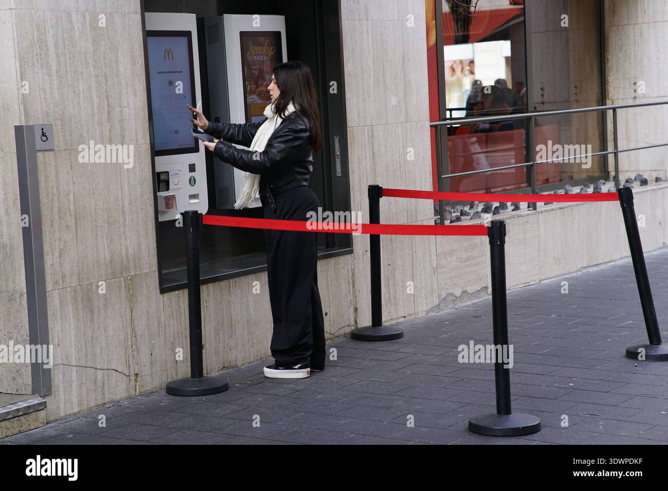 Mcdonalds kiosk hi-res stock photography and images - Alamy