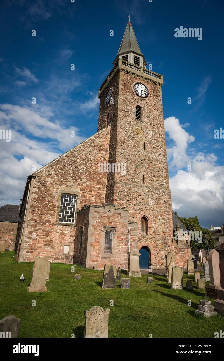 The Old High Church of Inverness and cemetery. Inverness Scotland, UK ...