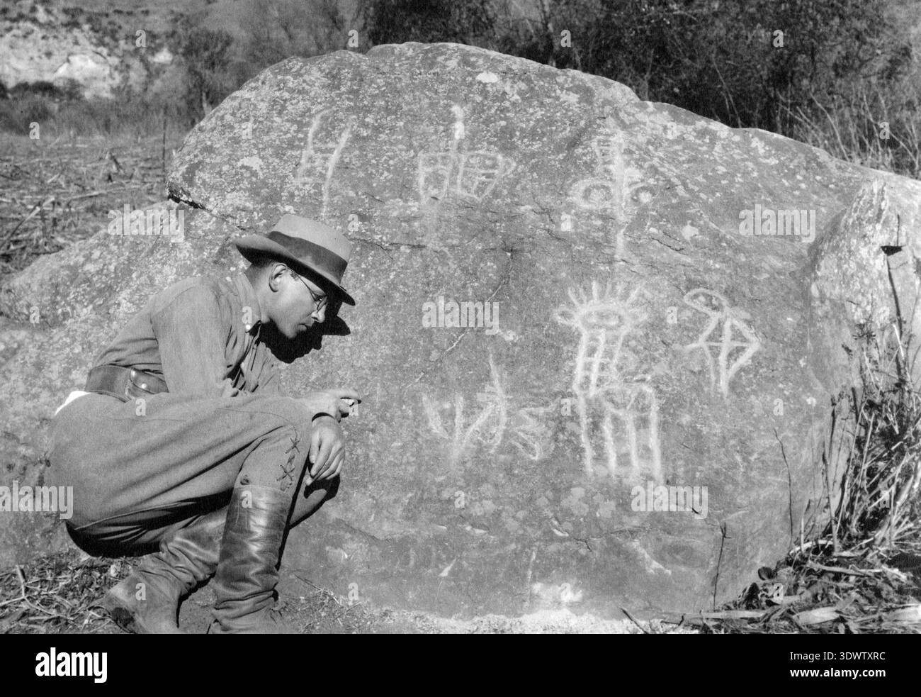 Field research heritage image Black and White Stock Photos & Images - Alamy