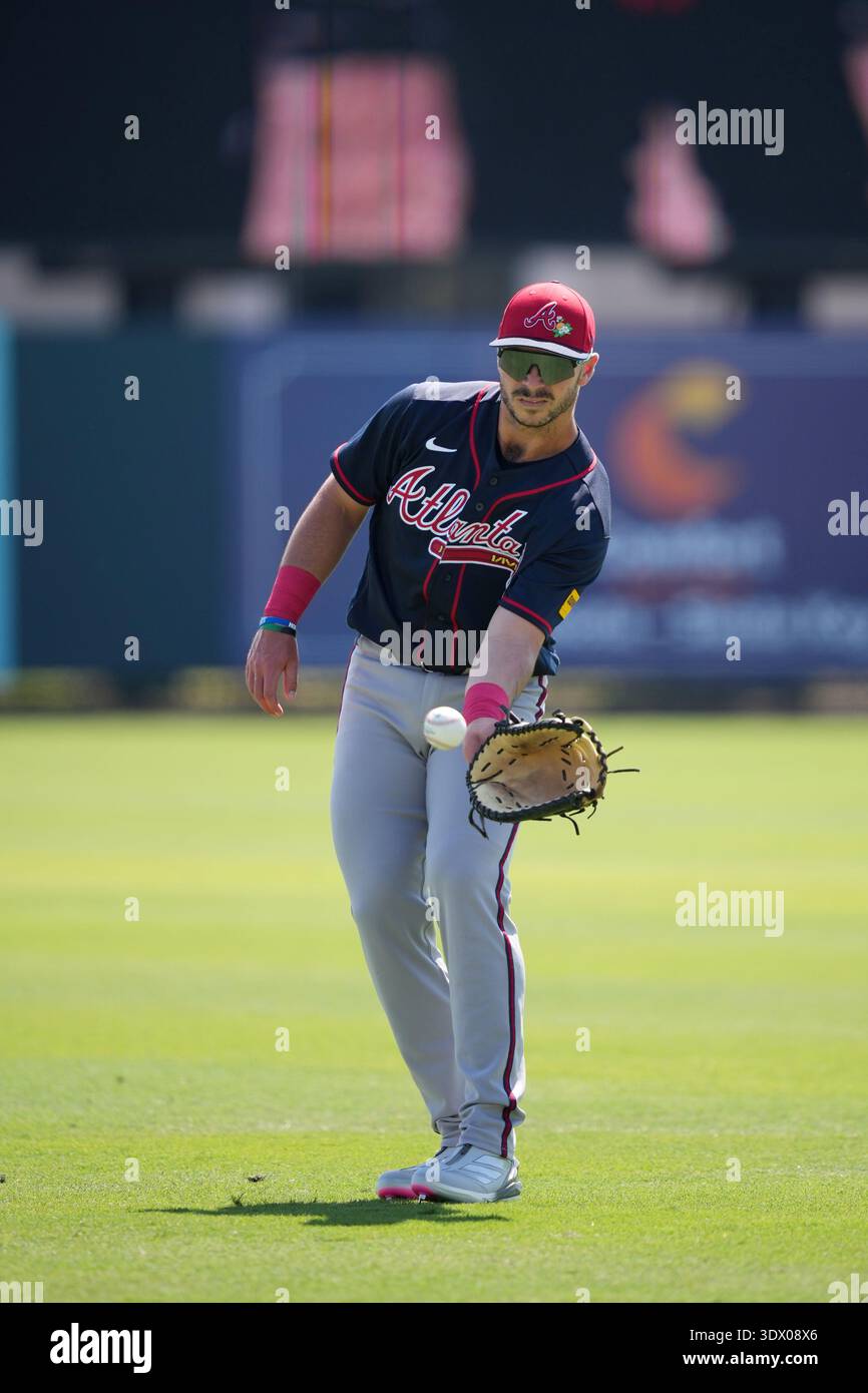 Atlanta Braves' Tristin English warms up before a spring training ...