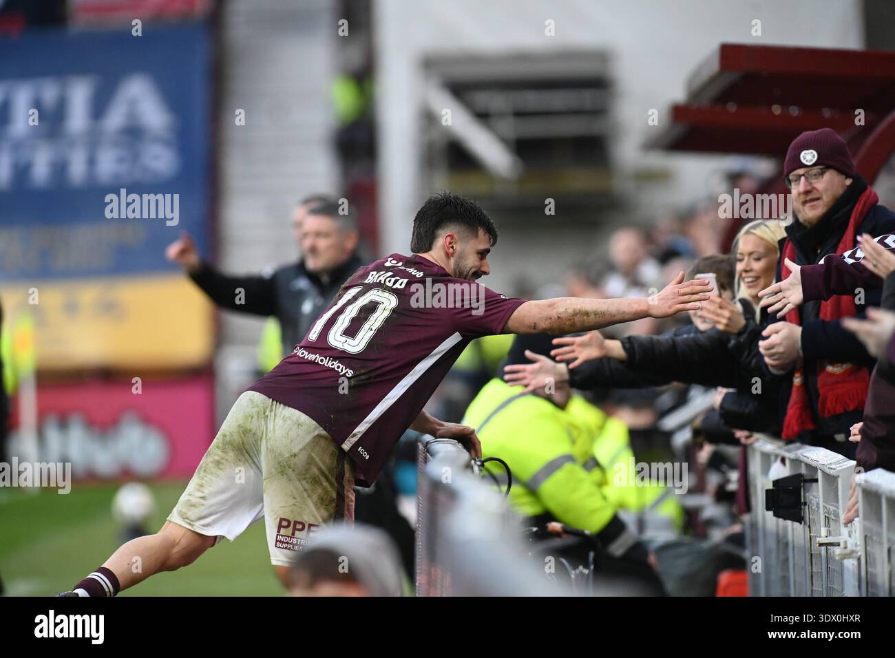 Goal scorer claudio braga of hearts hi-res stock photography and images ...