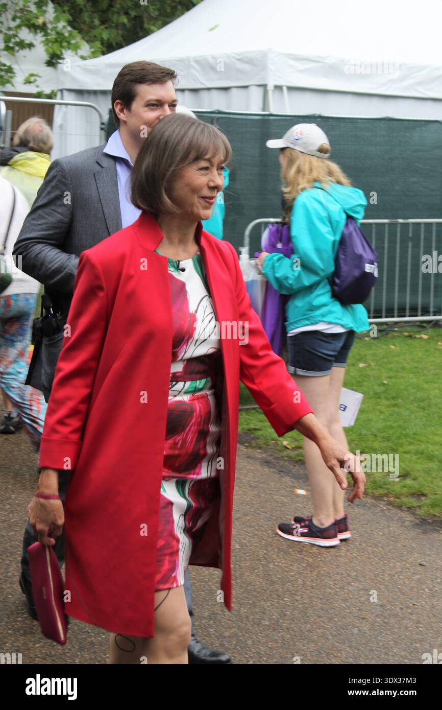 Jenny agutter hi-res stock photography and images - Alamy