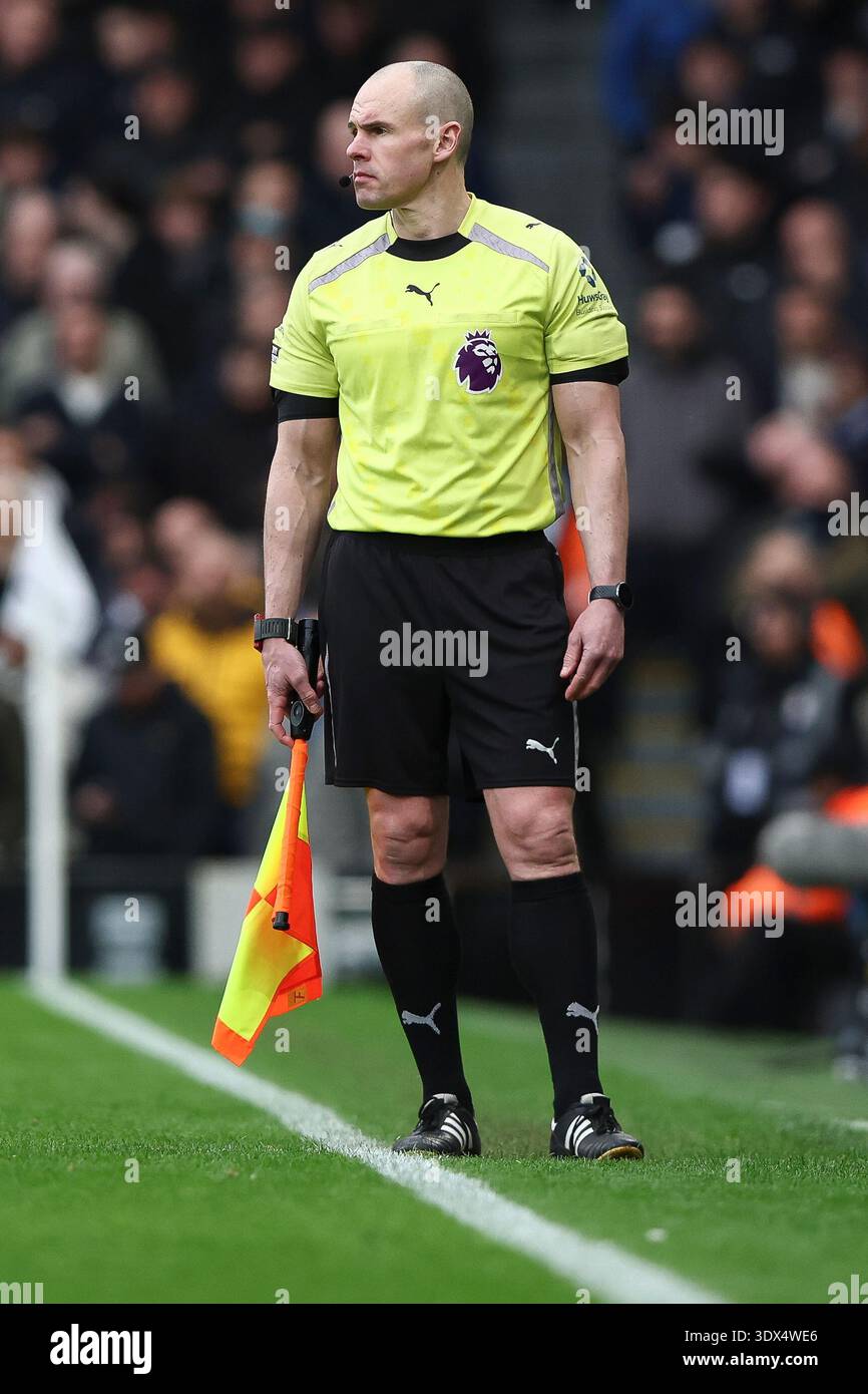 Assistant referee Adrian Holmes during the Fulham v Tottenham Hotspur ...