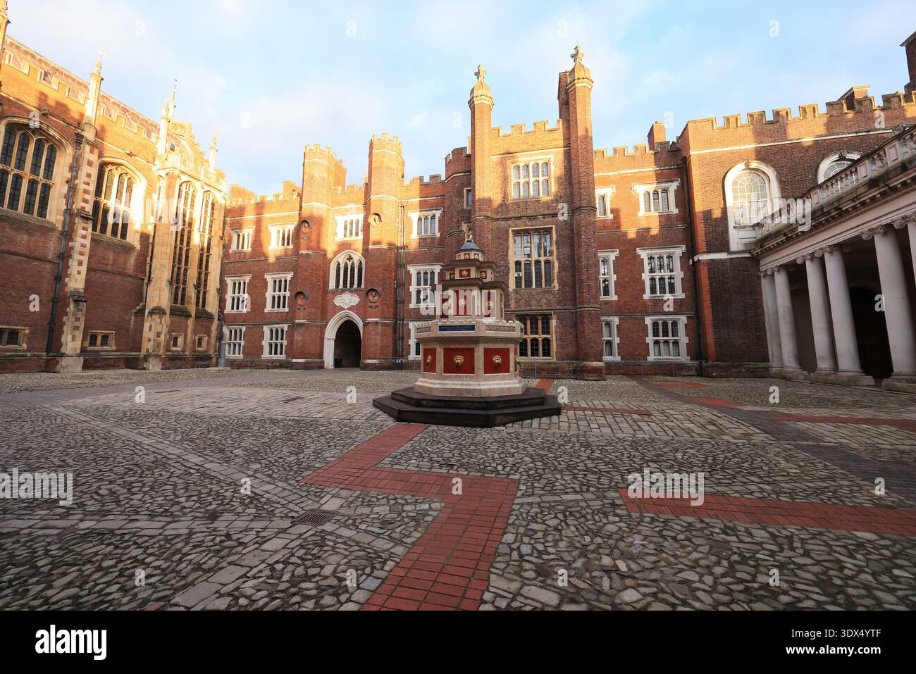 Winter sunshine on Clock Court in Hampton Court Palace, King Henry VIII ...