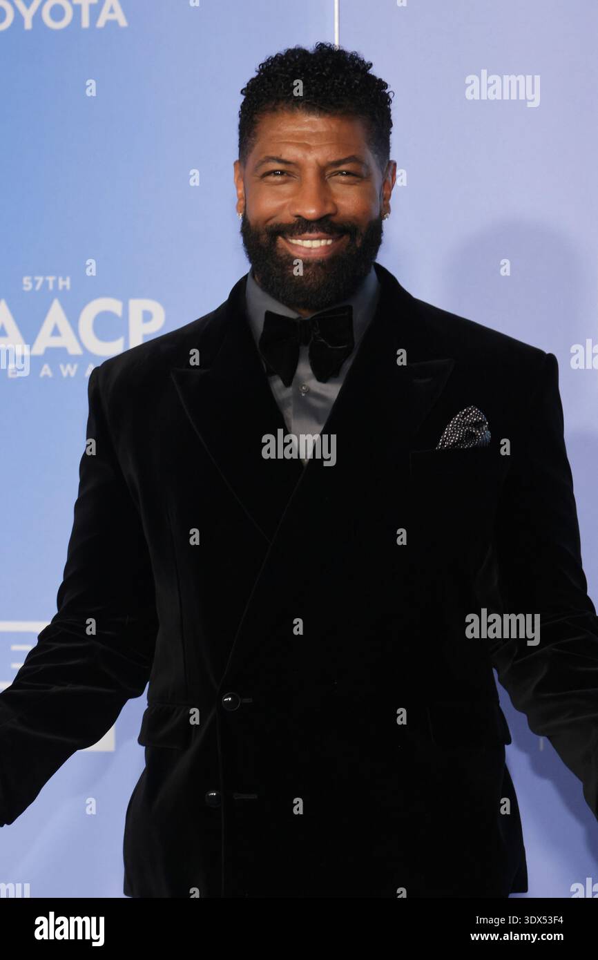 Deon Cole attends the 57th NAACP Image Awards at the Pasadena Civic ...
