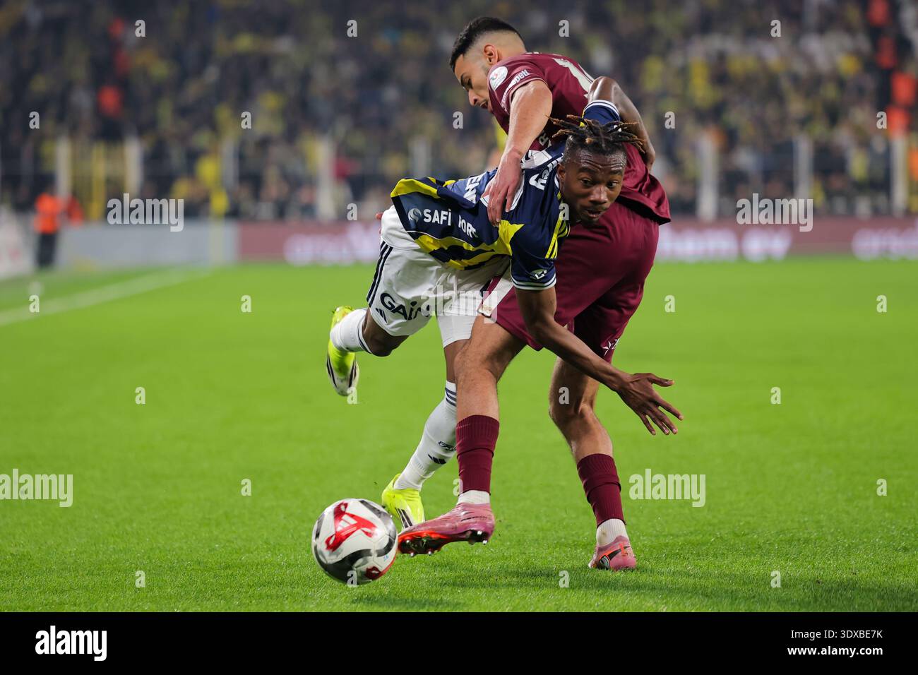 ISTANBUL, TURKEY - JANUARY 25: Dorgeles Nene of Fenerbahce SK, Amine ...