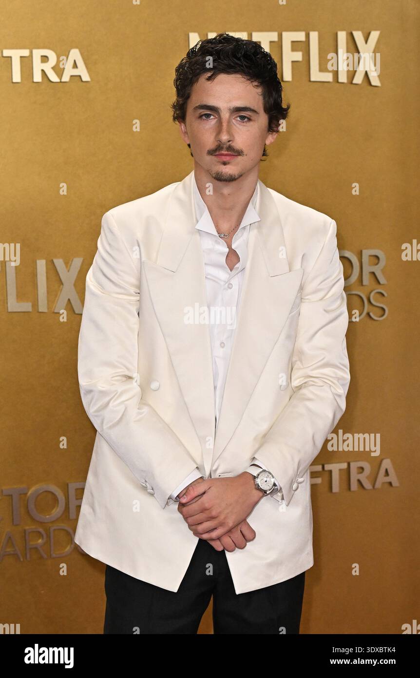 LOS ANGELES, CALIFORNIA - MARCH 01 Timothée Chalamet the 32nd Annual ...