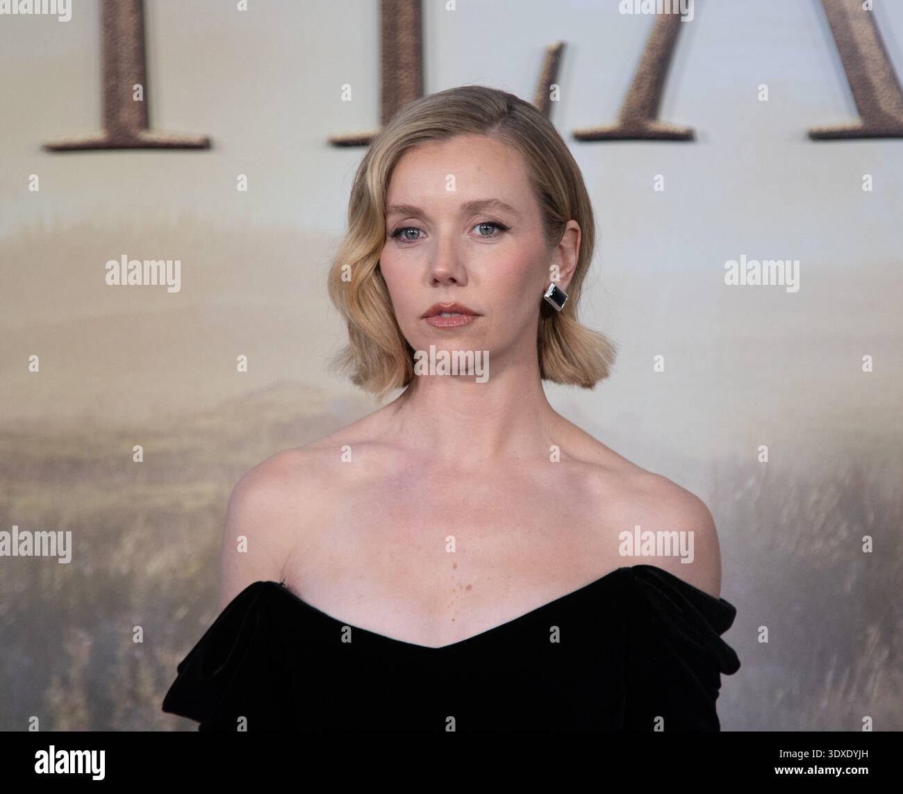 Lauren Lyle arrives on the red carpet at the premiere of Starz ...